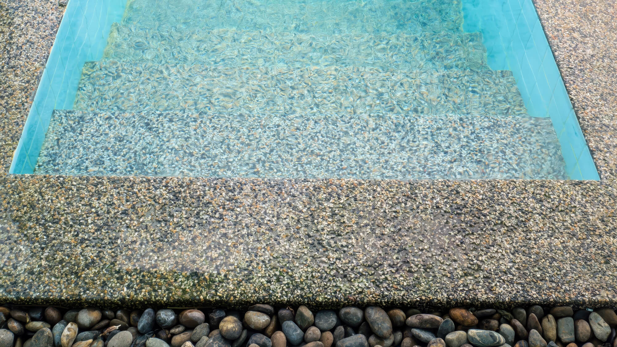 Revive Your Pool: 7 Best Concrete Resurfacing Techniques ‐ Flamingo Pools