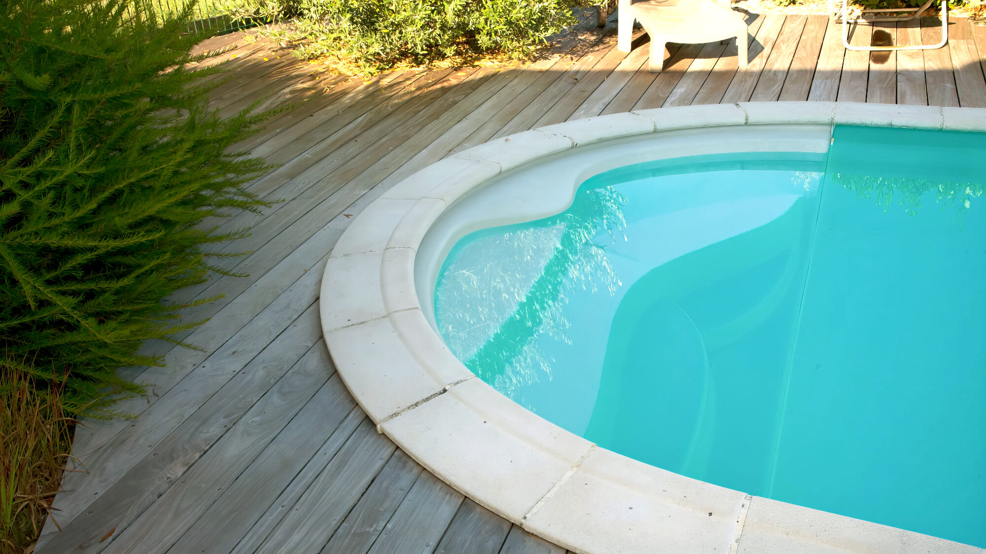 9 Creative Ways to Use Natural Stone Elements in Pool Design ‐ Flamingo ...