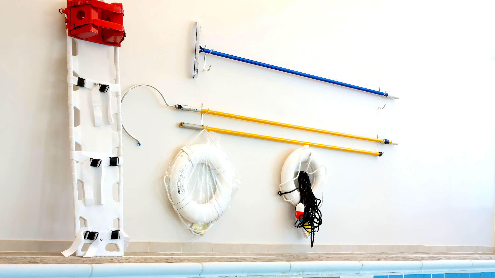 Safety Features for Concrete Swimming Pools ‐ Flamingo Pools